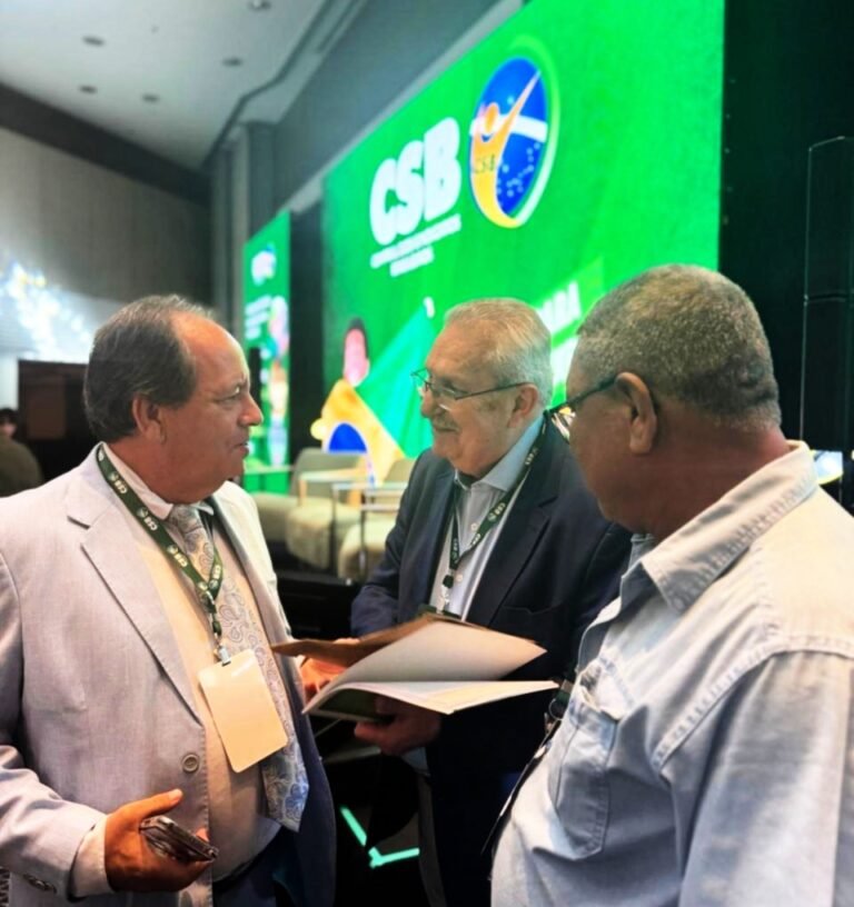 Sintronac participa de Encontro Nacional da CSB em defesa da classe ...